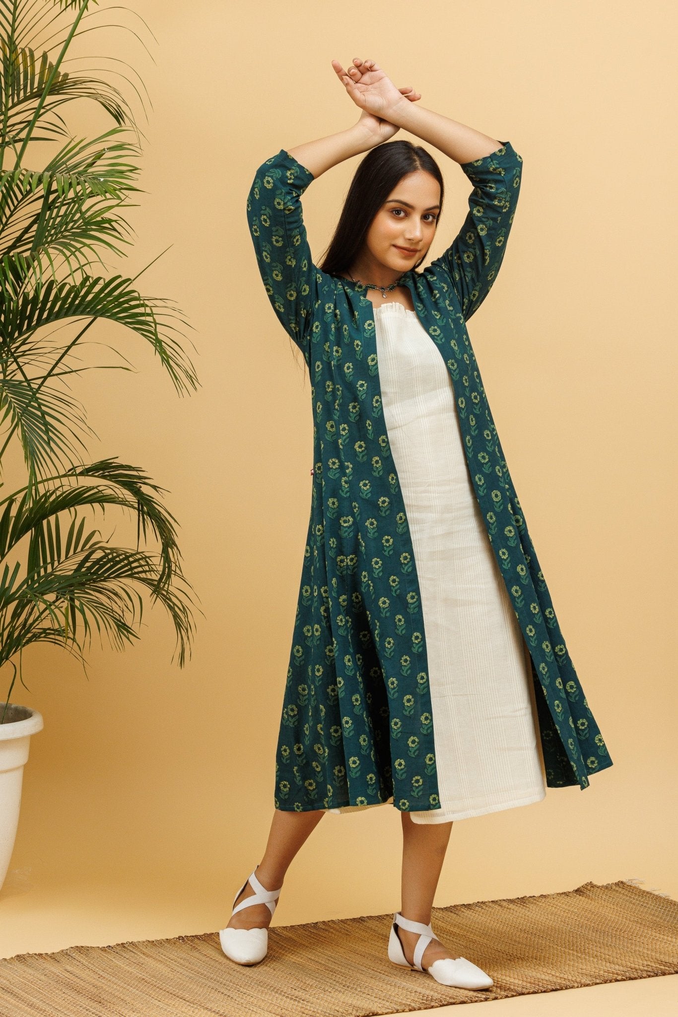 Amello Hand Block Print Cape With Inner - Tilohri