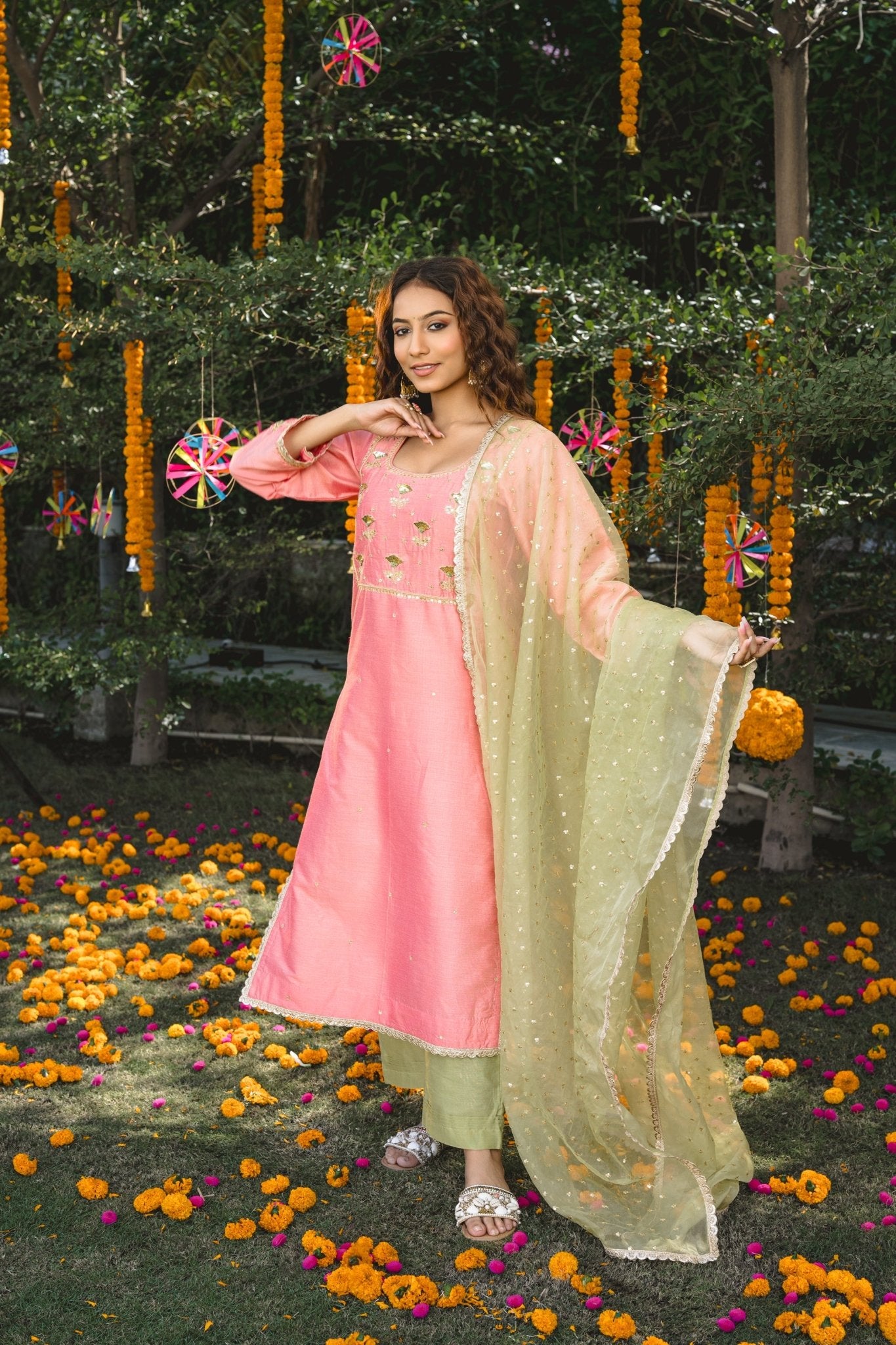 Handembroidered Bahaar 3 piece Set - Tilohri